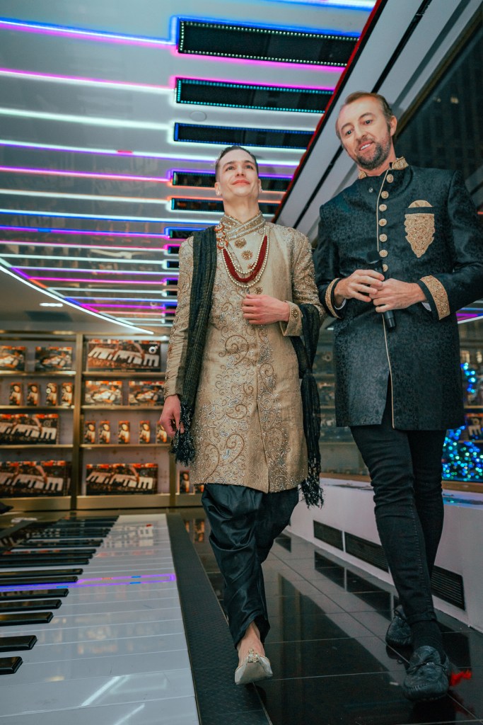 Heritage India Fashions with Designer Prashant Goyal on the runway for ...